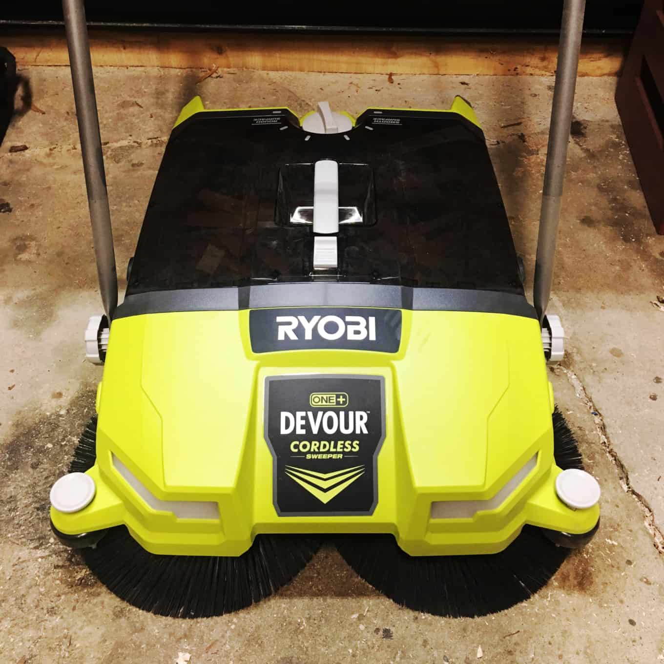 Ryobi One+ Devour Sweeper Review - Lazy Guy DIY
