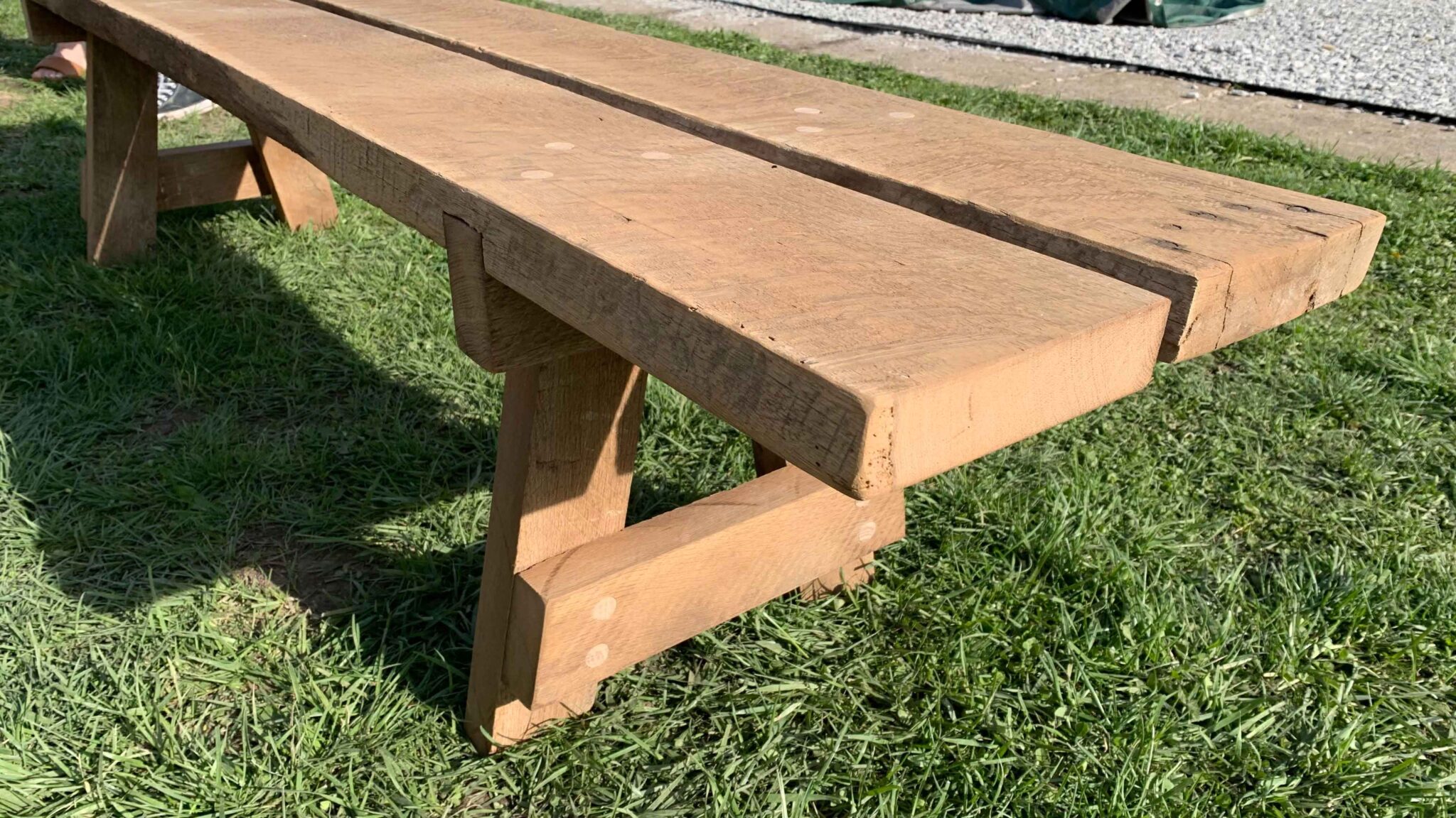 Rustic Barn Wood Bench - Lazy Guy DIY