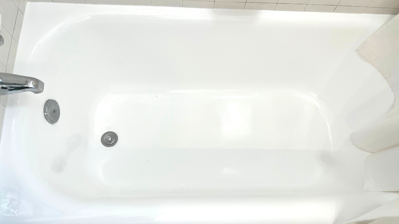 How To Fix A Poorly Refinished Bathtub - Lazy Guy DIY